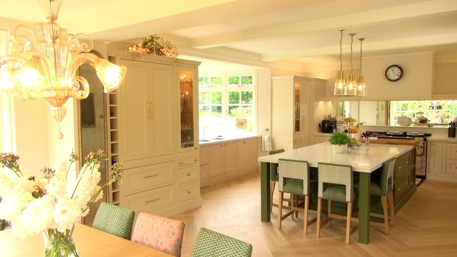 Ashley Ann – Kitchens, Bedrooms & Bathrooms