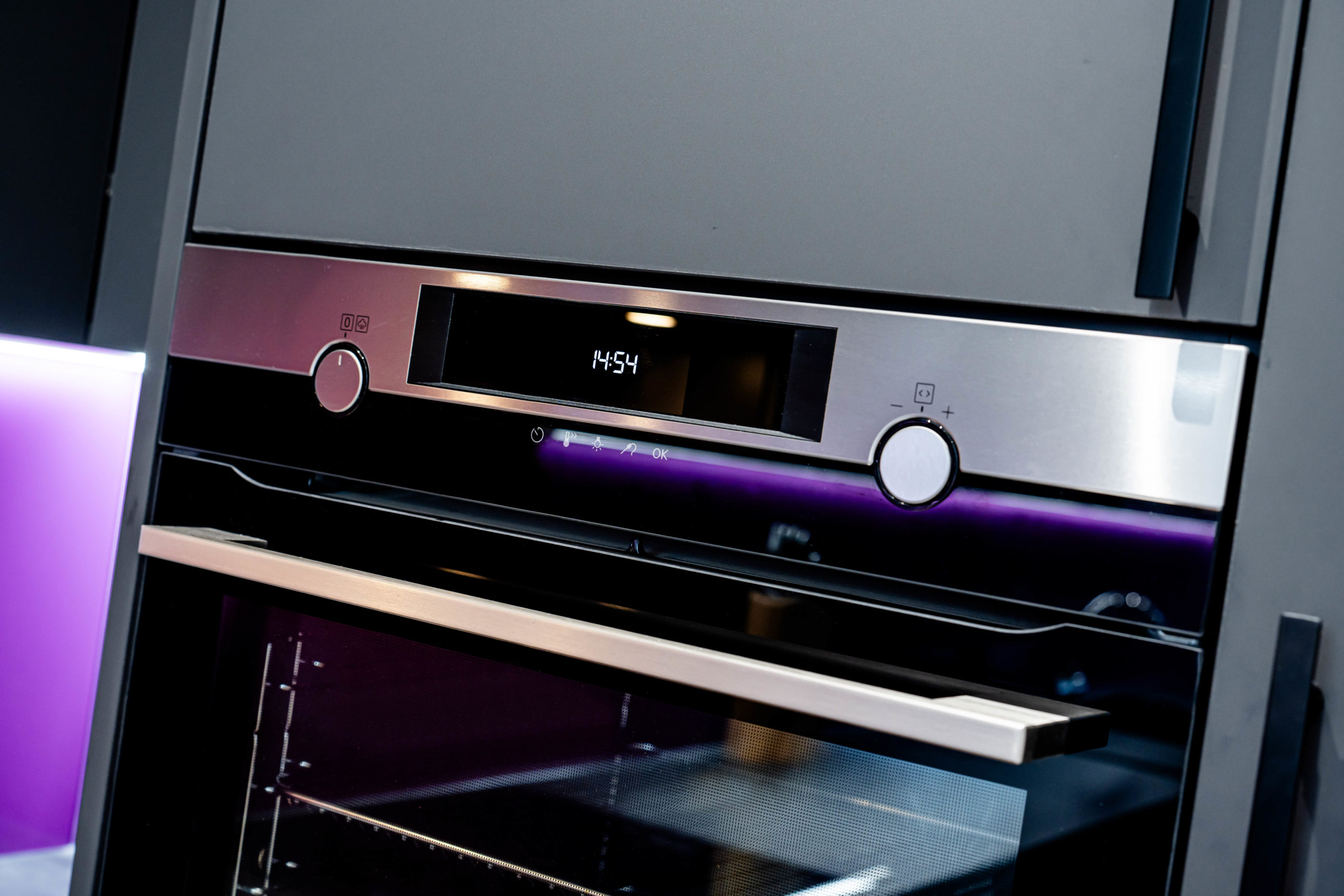 Caledonia Classic Perfect Matt Graphite – Ashley Ann